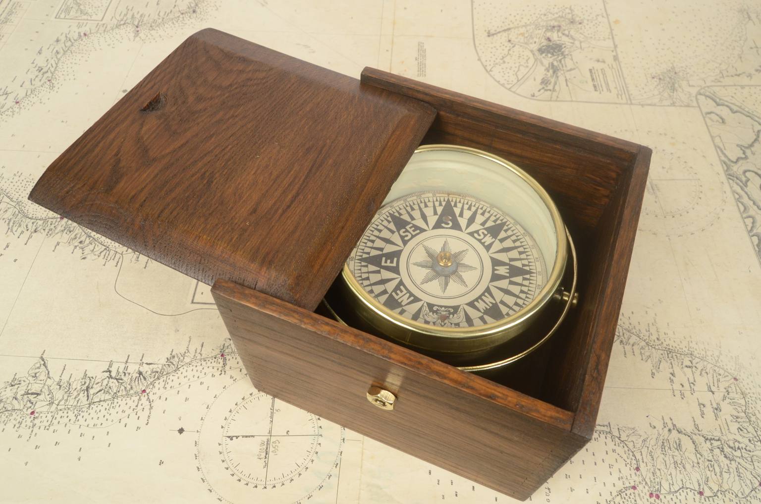 e-Shop/Antique compasses/Code 6890 Dry compass