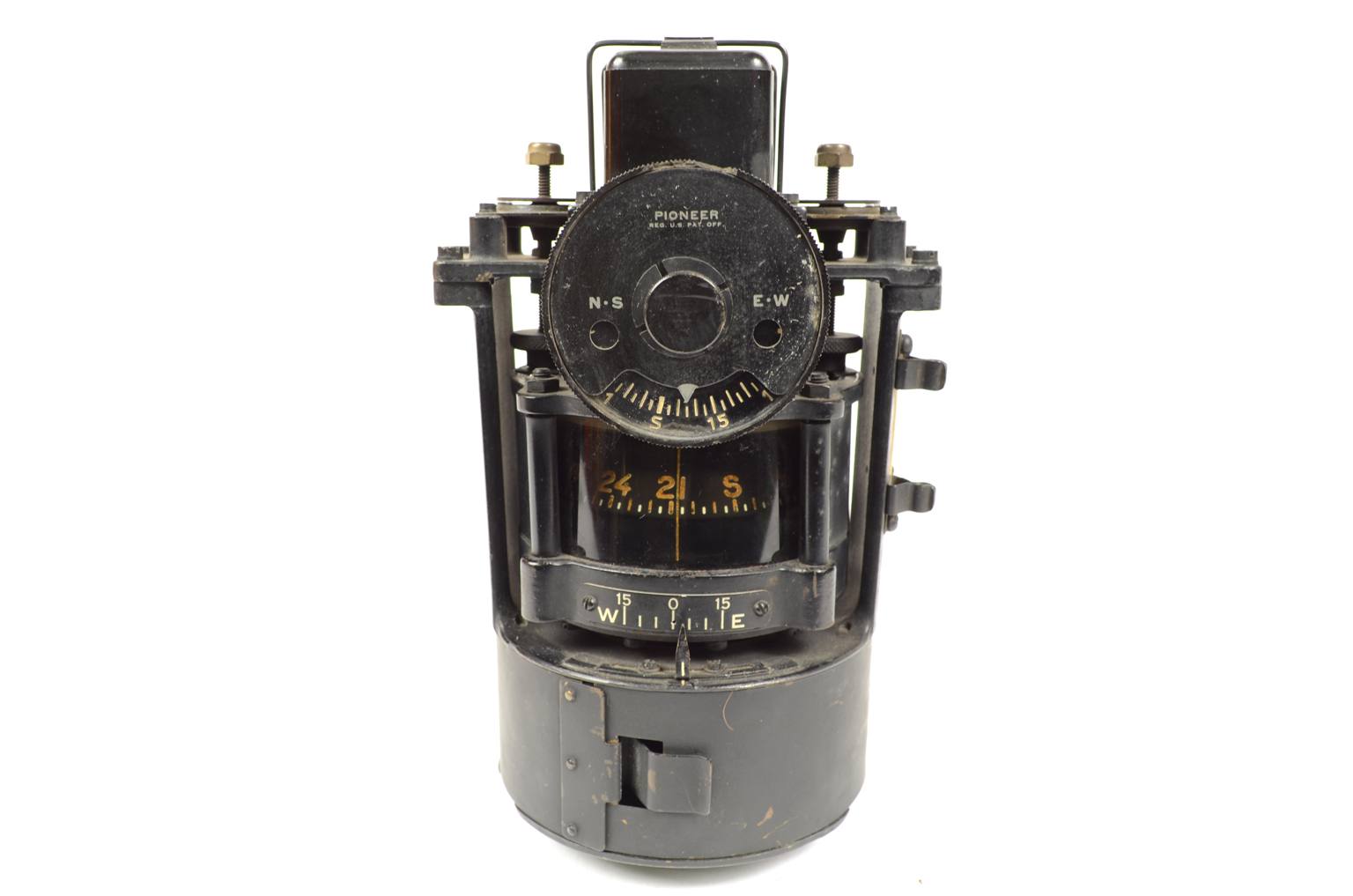 e-Shop/Antique compasses/Code A48 Pioneer compass