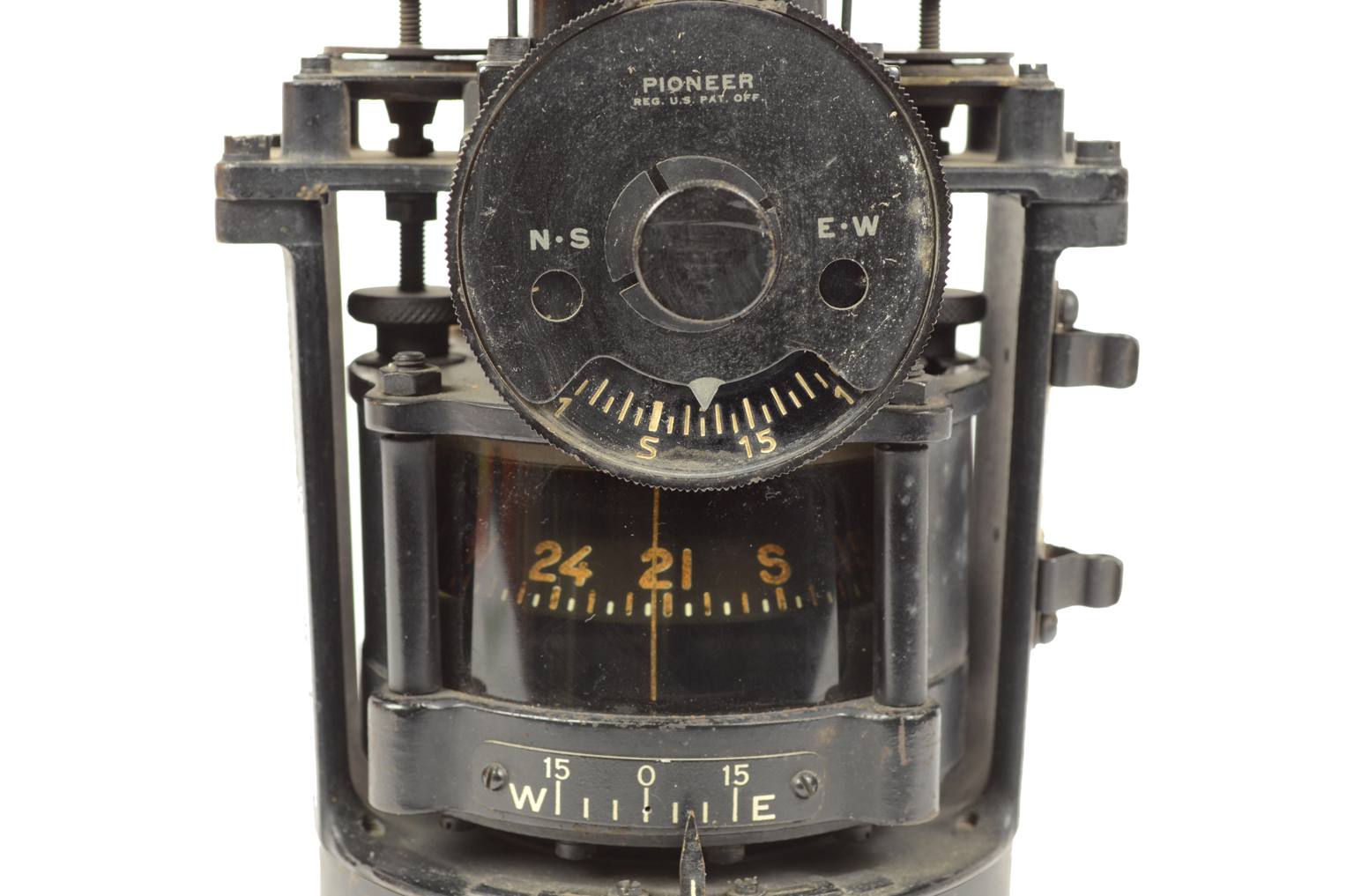 e-Shop/Antique compasses/Code A48 Pioneer compass